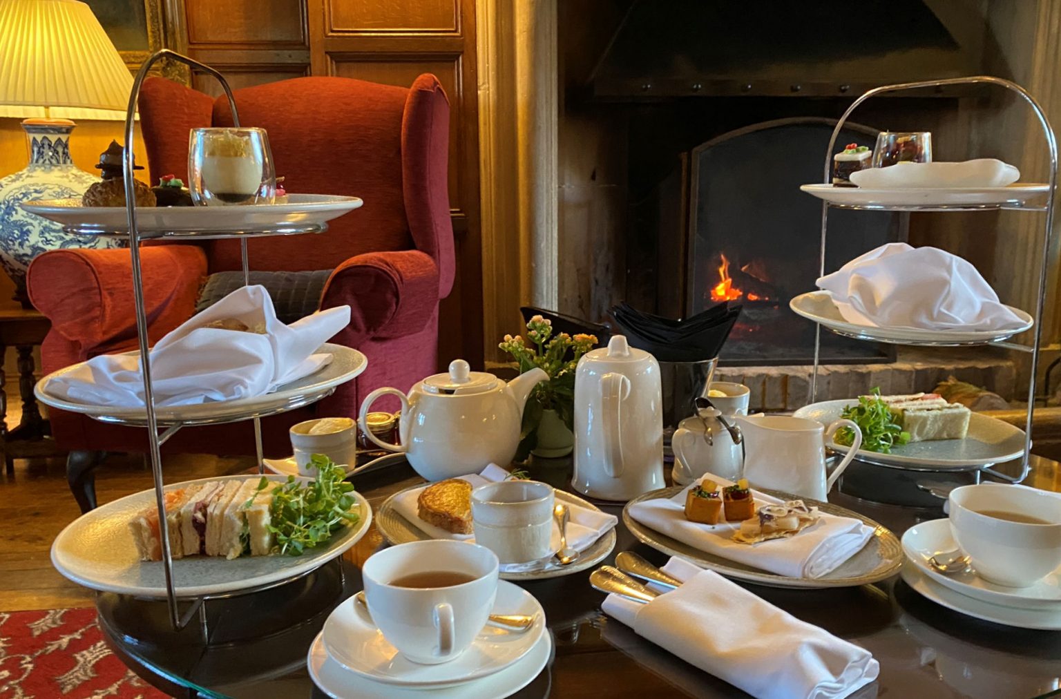 A Festive Afternoon Tea at Buckland Manor ∙ A Tale of Two Teas – Taste ...