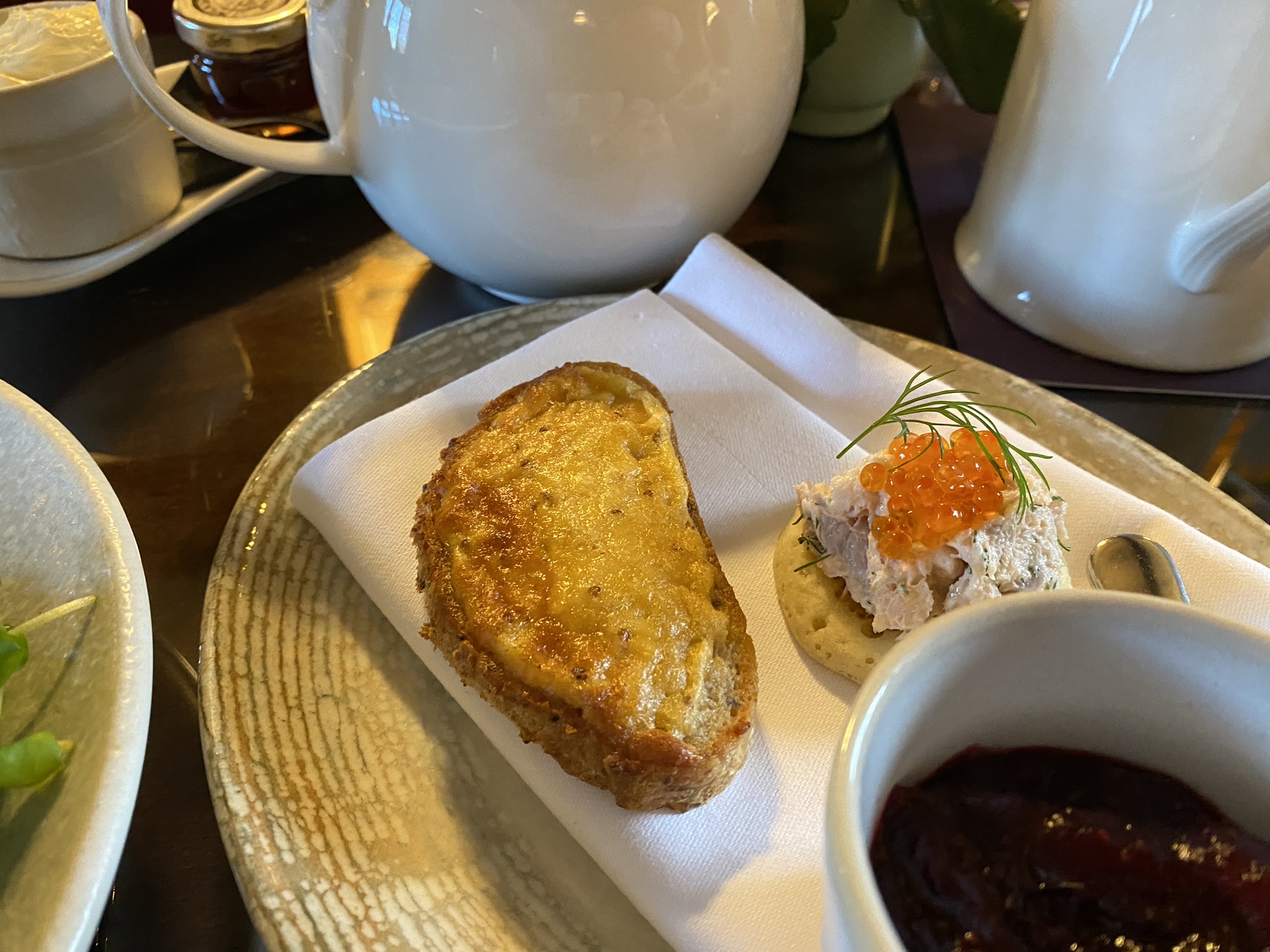 A Festive Afternoon Tea at Buckland Manor ∙ A Tale of Two Teas – Taste ...