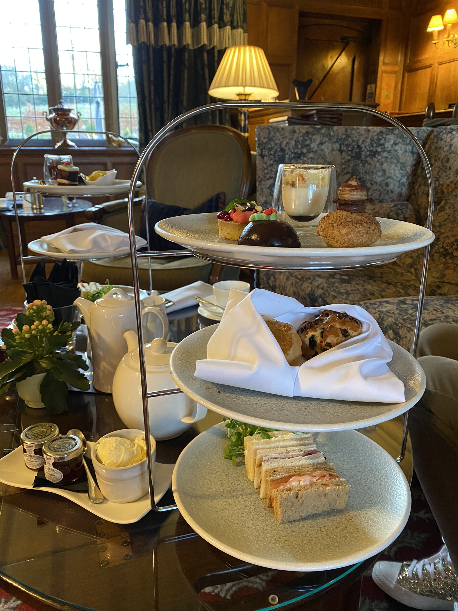 A Festive Afternoon Tea at Buckland Manor ∙ A Tale of Two Teas – Taste ...