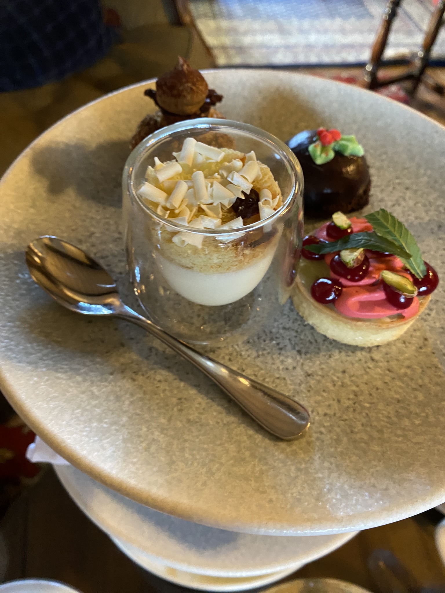 A Festive Afternoon Tea at Buckland Manor ∙ A Tale of Two Teas – Taste ...